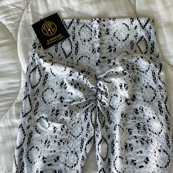 Til You Collapse | Other | Brand New Til You Collapse Leggings | Poshmark